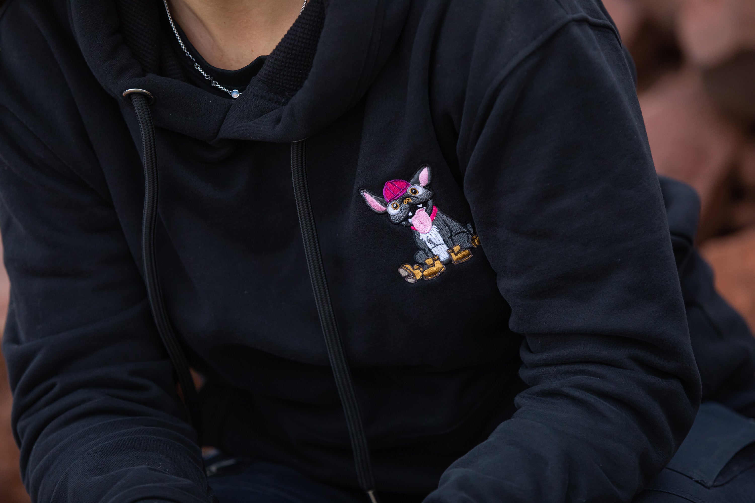 Dipper the Dog – The Digger Girl